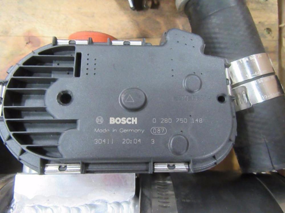 LOT (16) BOSCH 0280750148 THROTTLE BODY
