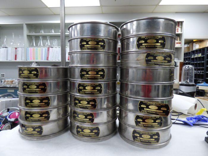 RO-TAP Sieve Shaker w/ Tyler Sound Enclosure Shelf