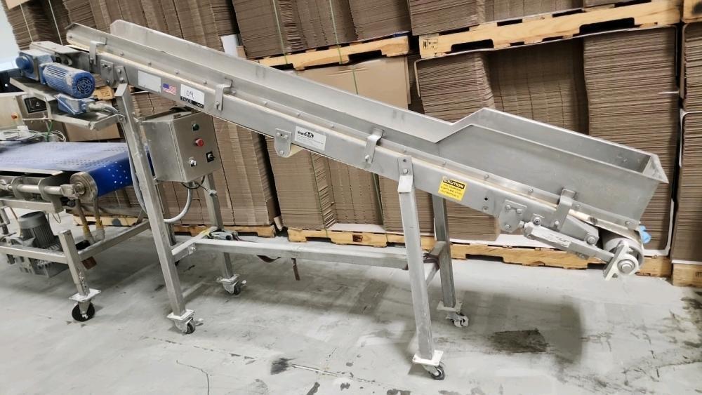 Deamco Trough Slider Belt Conveyor