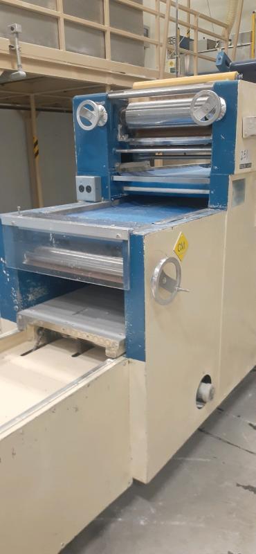 Yutaka Folding Machine