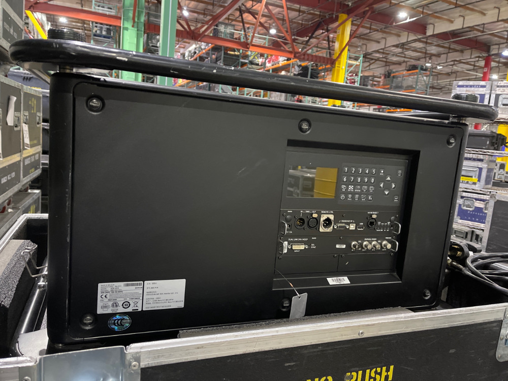 20K Barco HDX W20 Projector