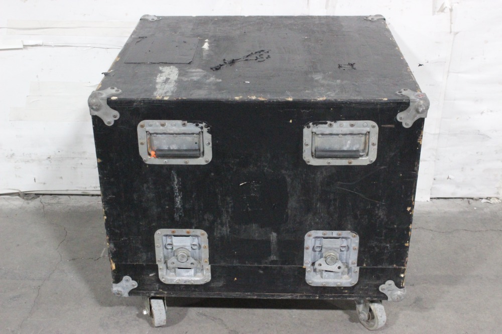 Custom 22x20x13 Hard Road Case w/ Wheels