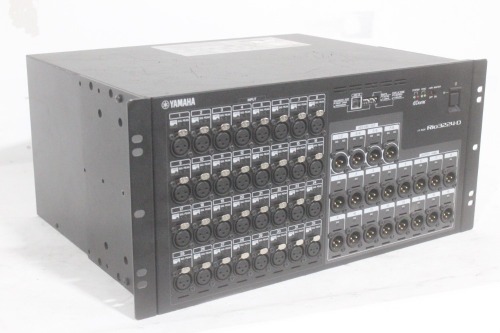 Yamaha Rio3224-D I/O Rack Unit