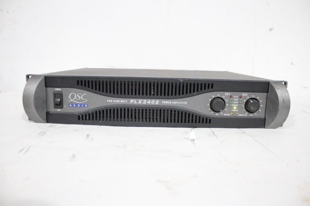 QSC PLX 2402 Two-Channel Pro 2400 Power Amplifier