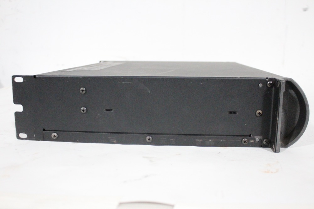 QSC PLX 2402 Two-Channel Pro 2400 Power Amplifier