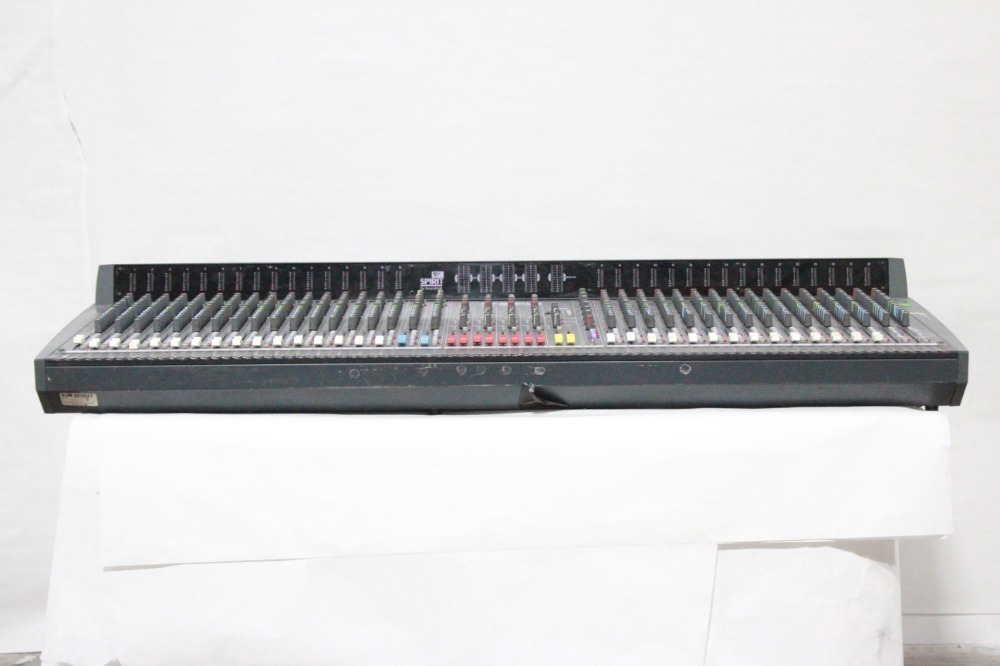Soundcraft Spirit 32x8