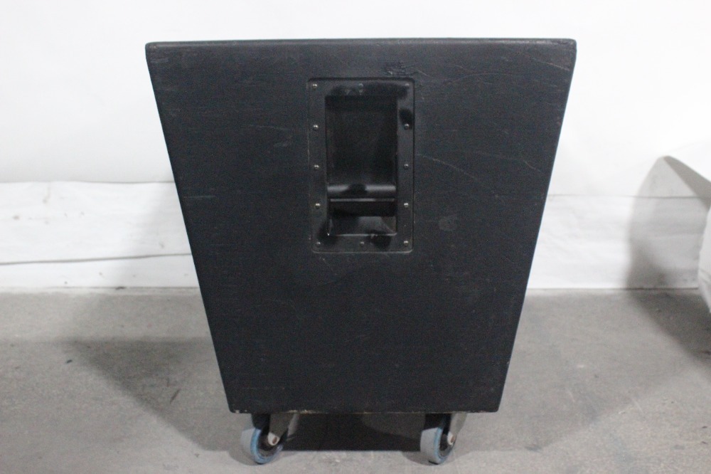 EAW SB850 Dual 18 Stadium Array Subwoofer w/ Wheels