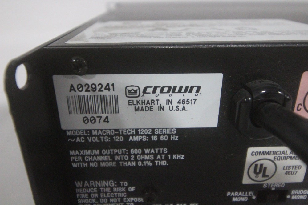Crown Macro-Tech 1202 Amplifier