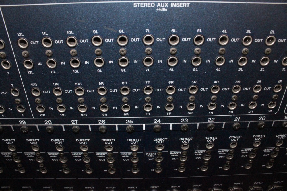 Yamaha PM5000 Mixing Console