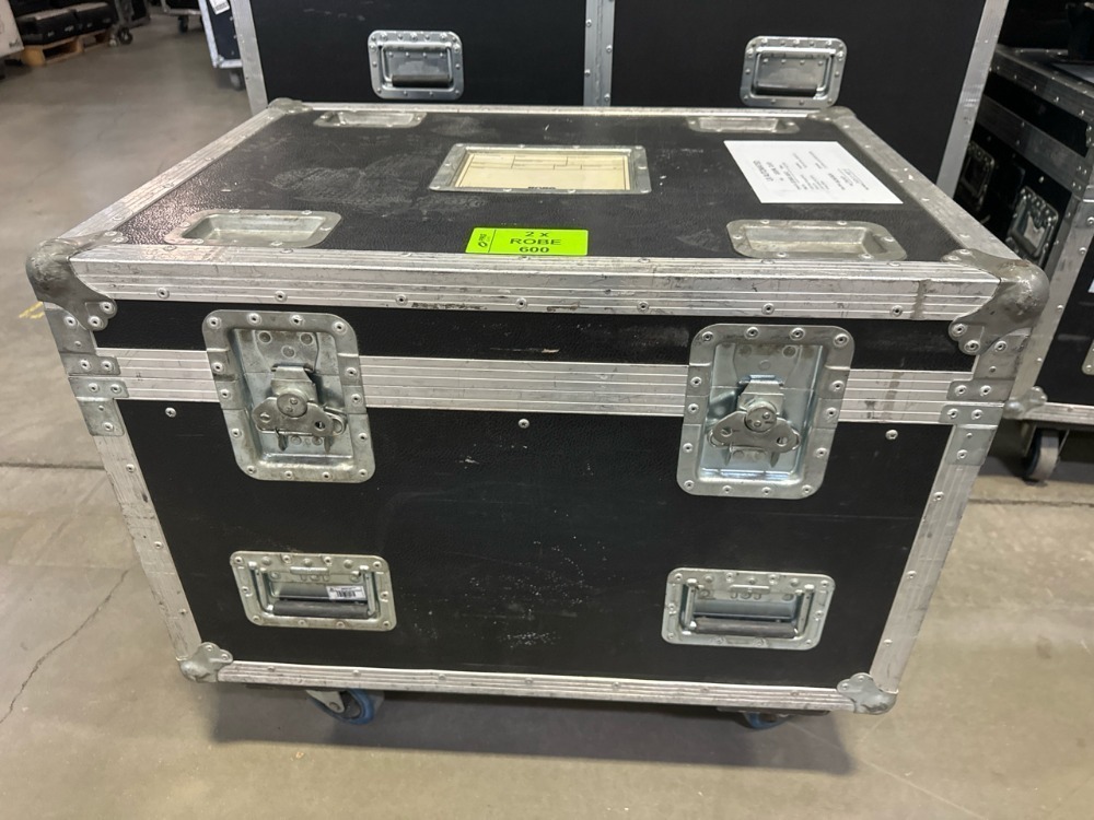 Robe Robin 600 LED Wash Moving Lights