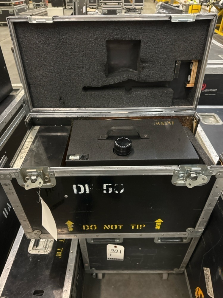 Reel EFX DF-50 Diffusion Hazer w/ Case