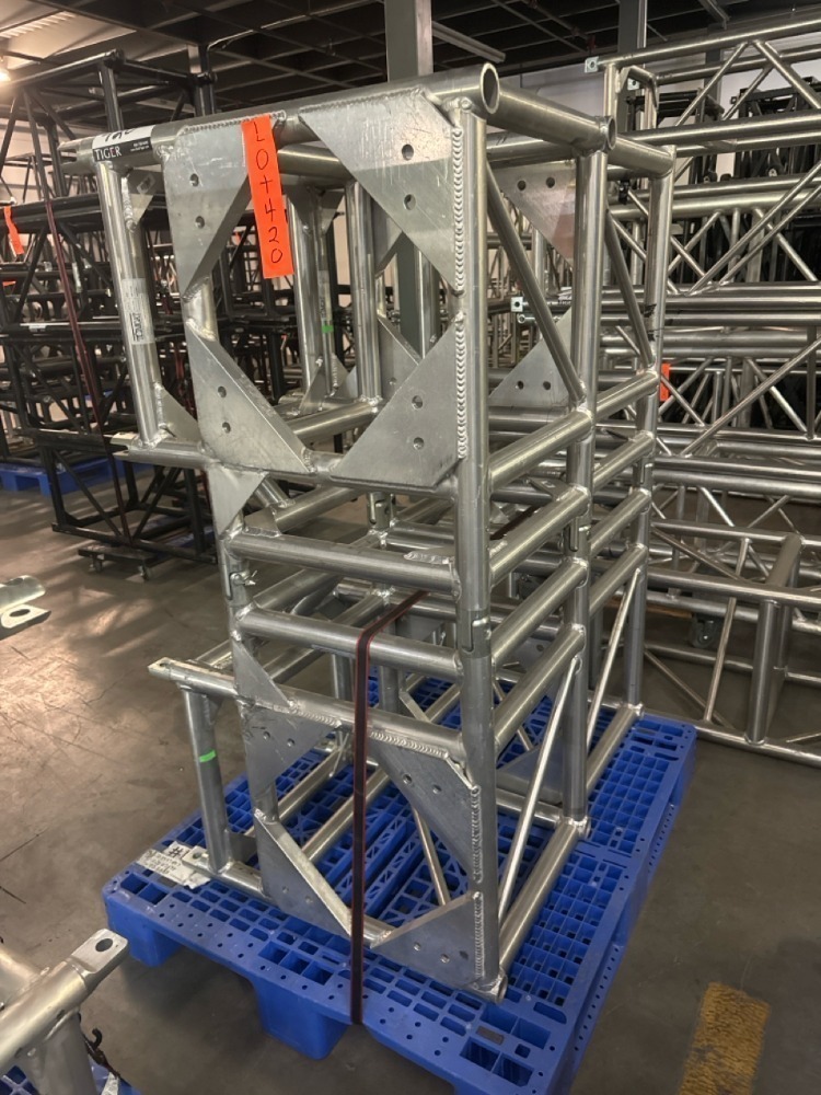 Xtreme Structures & Fab. 20 2-Way Truss Corners